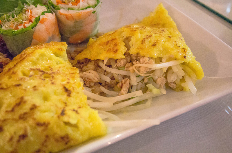 Cambodia: Banh Chao | Food Touring