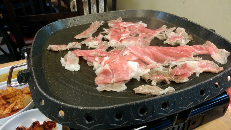 Korea: Gogigui (Korean Barbecue) | Food Touring